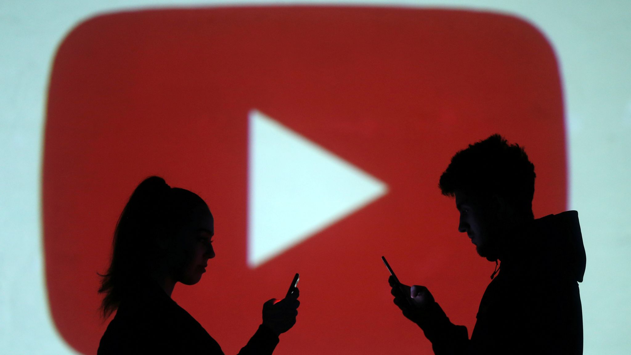 Mass YouTube outage in Russia as authorities continue crackdown | World ...