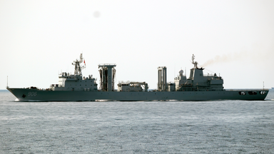 Royal Navy watches Chinese warships travelling through UK waters | UK ...