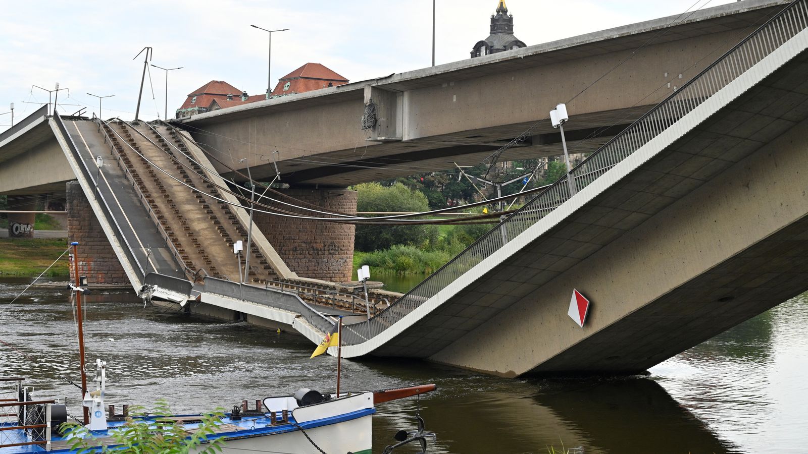 Investigation launched as concrete bridge partially collapses in ...