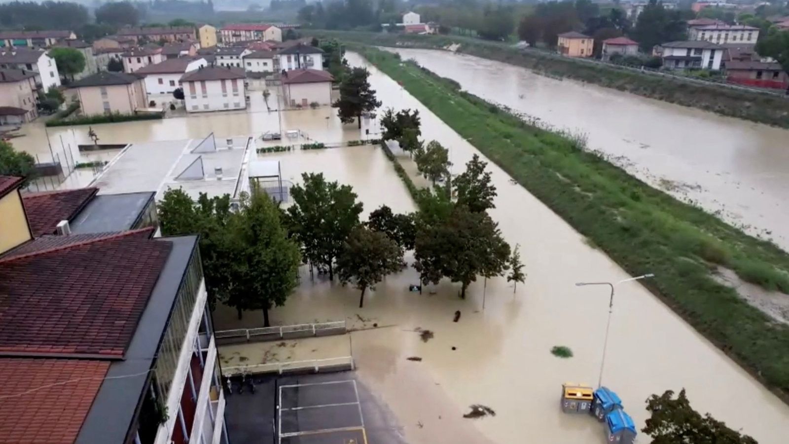 Thousands forced to evacuate in northern Italy as floods hit central ...