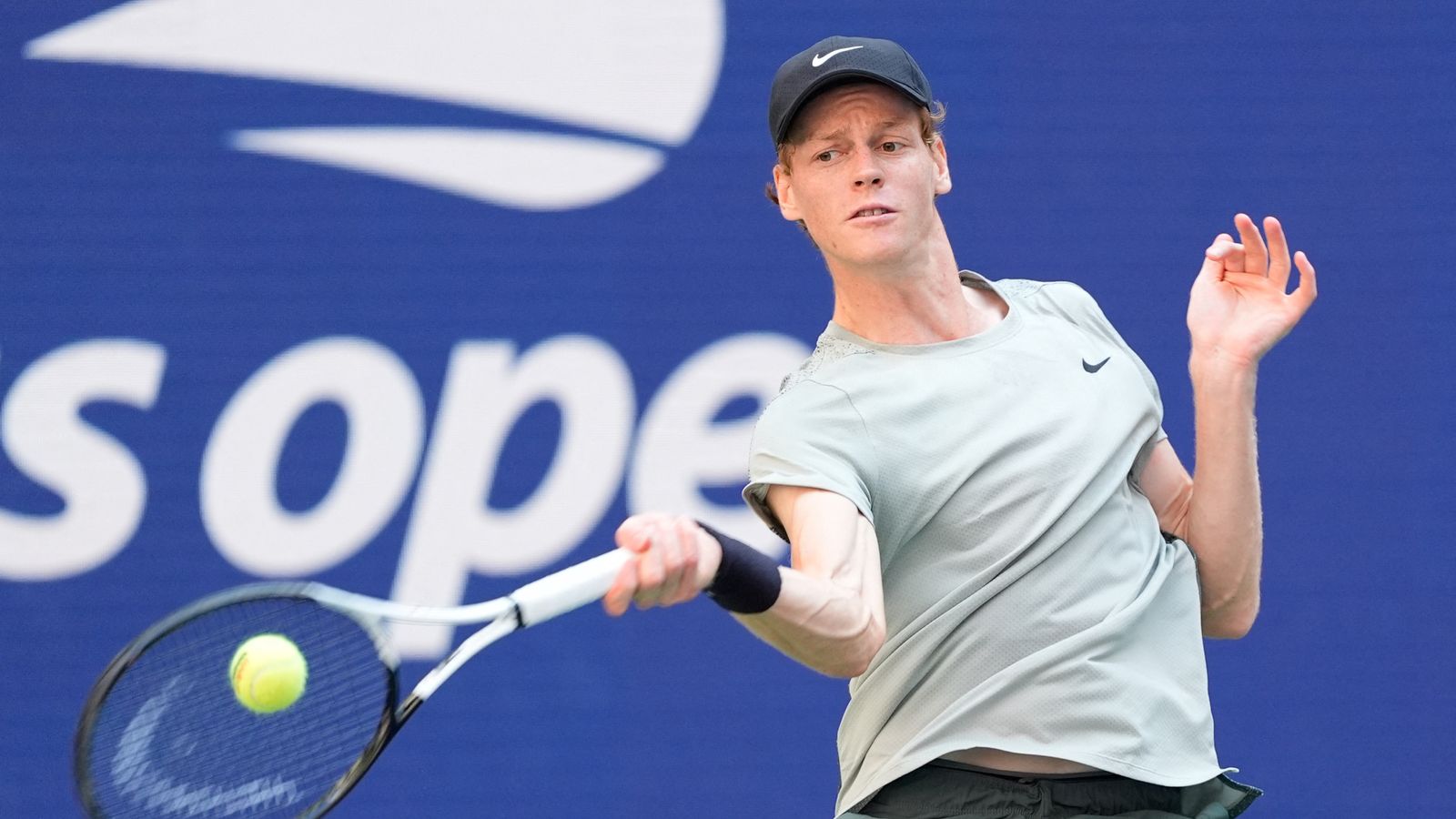 Britain's Jack Draper vomits on court as he loses first grand slam semi-final to Italy's Jannik ...