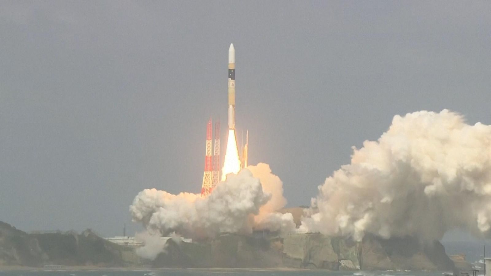 Japan successfully launches rocket carrying spy satellite | World News ...