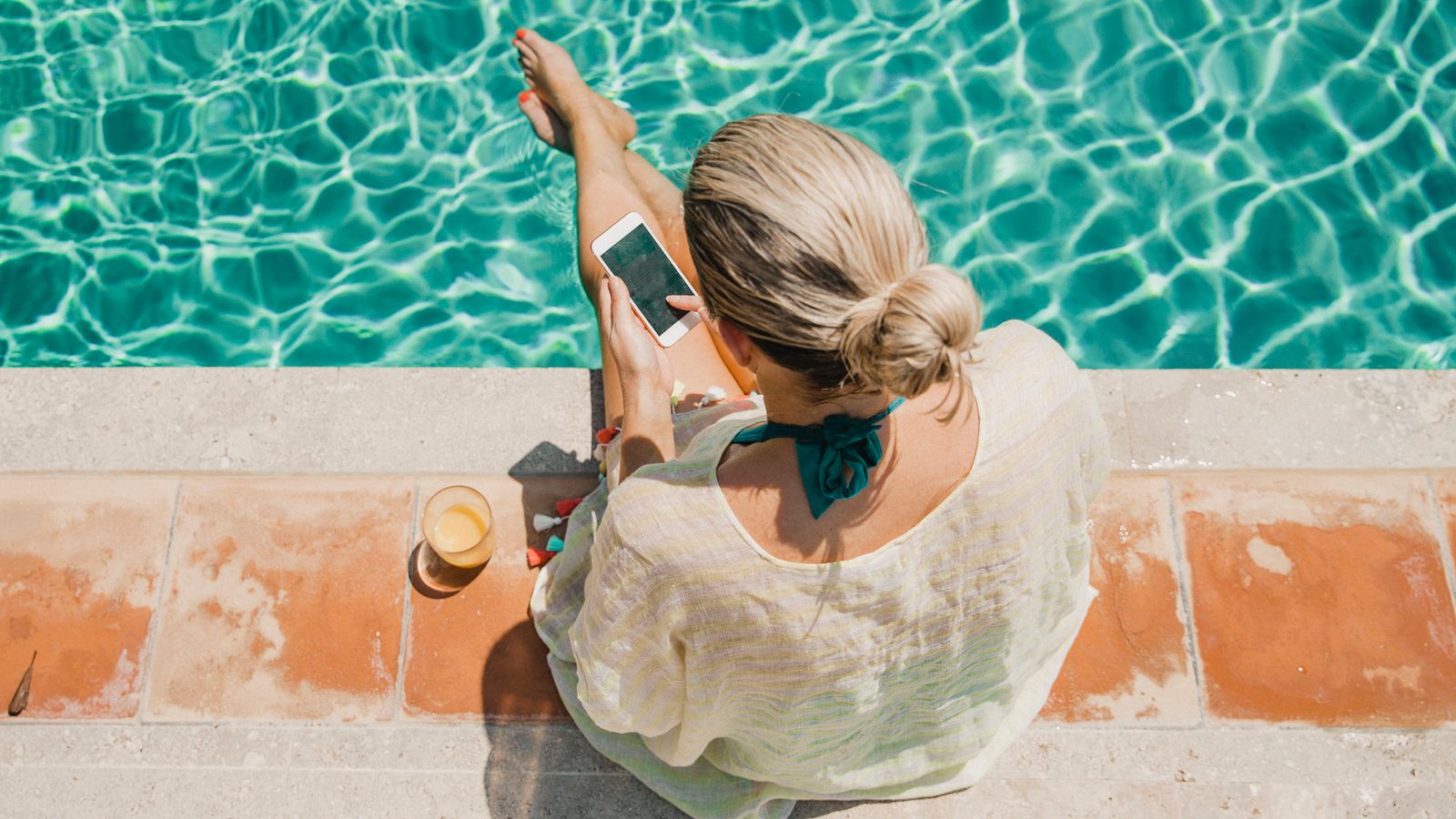 Money blog: New rules on roaming charges from today - what you need to ...