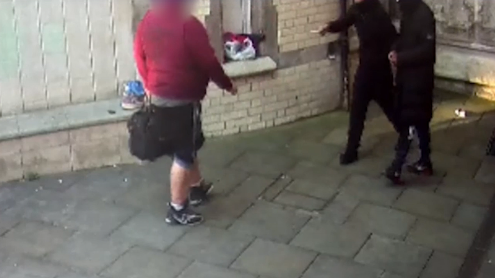 Phone thief caught red-handed hours after snatching device from woman's ...