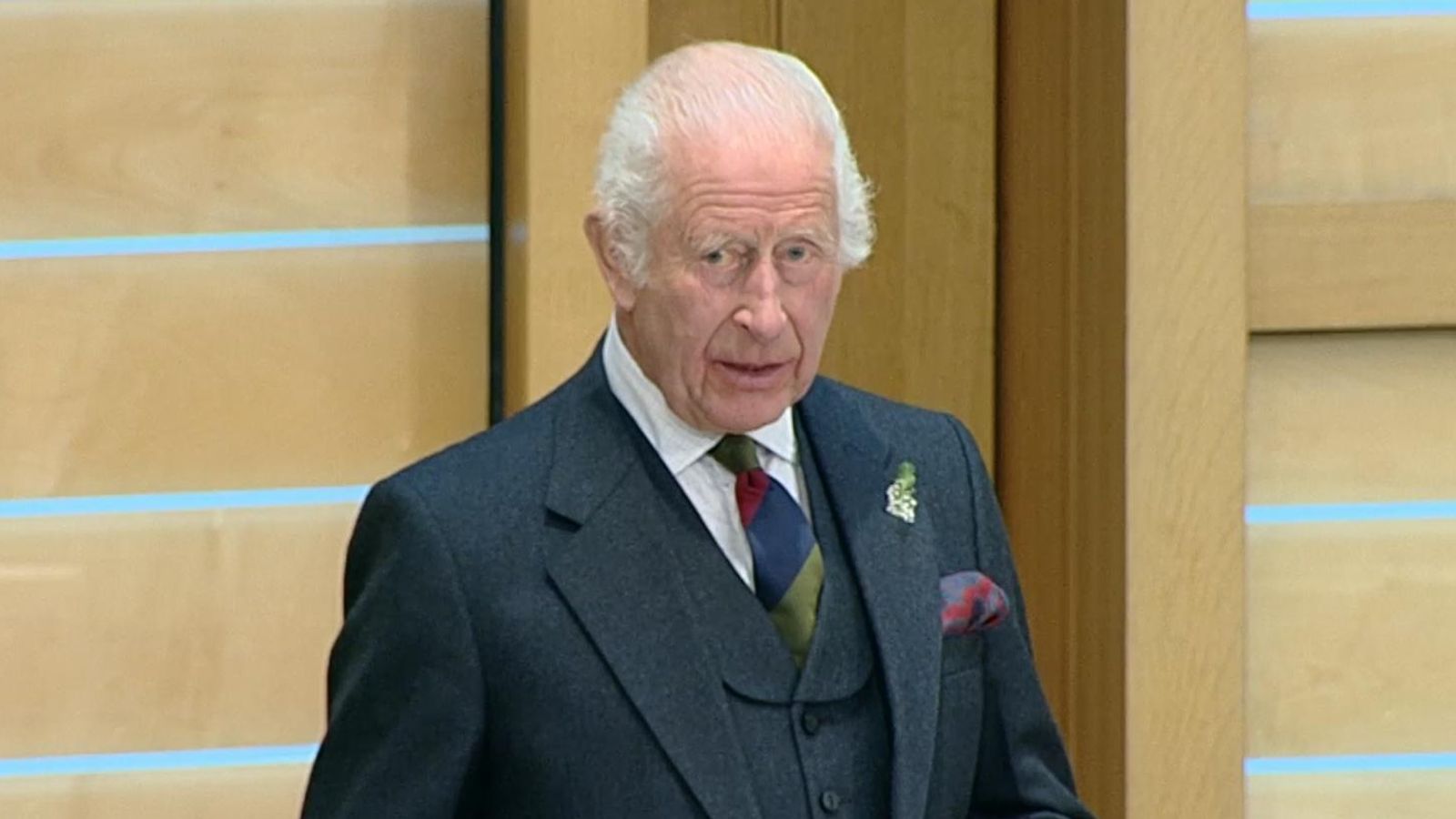 King marks 25 years of Scottish devolution with speech in Holyrood | UK ...