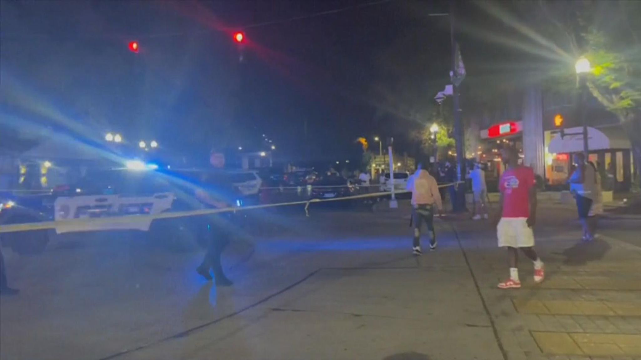 Police hunting for 'multiple suspects' after four die from gunshot ...