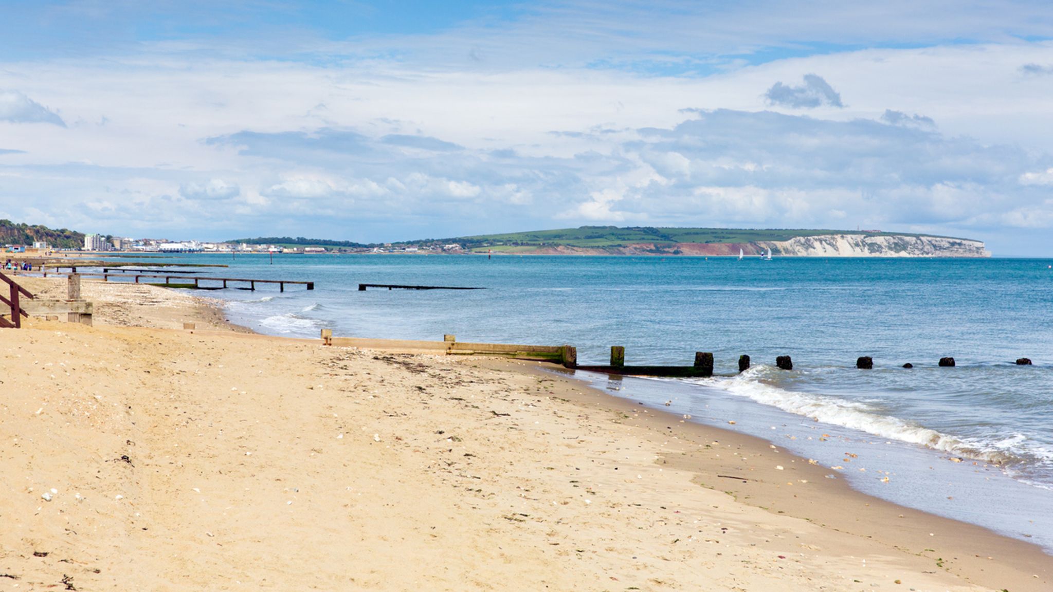 Isle of Wight: Body of woman found in water off Shanklin beach | UK ...