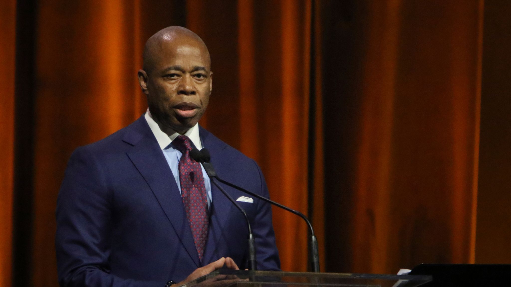 Eric Adams: FBI agents search home of New York mayor as criminal ...