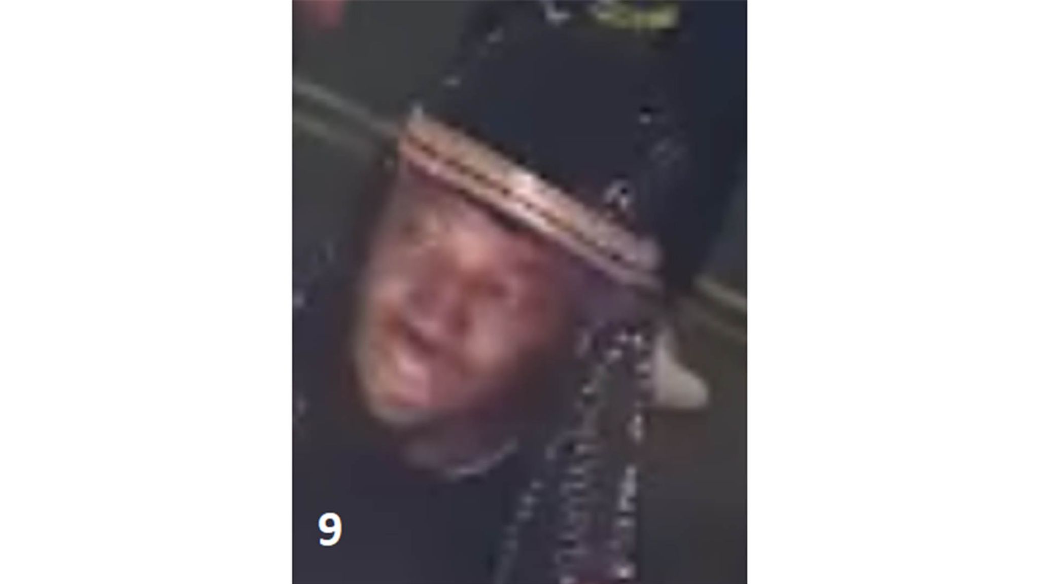 Notting Hill Carnival: Police release images of 16 witnesses sought ...