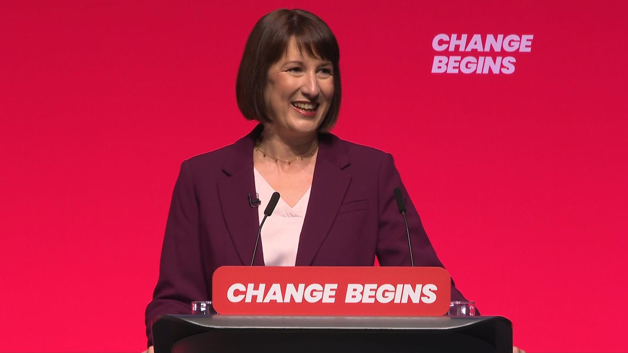 Hecklers interrupt Chancellor Rachel Reeves' speech at Labour ...