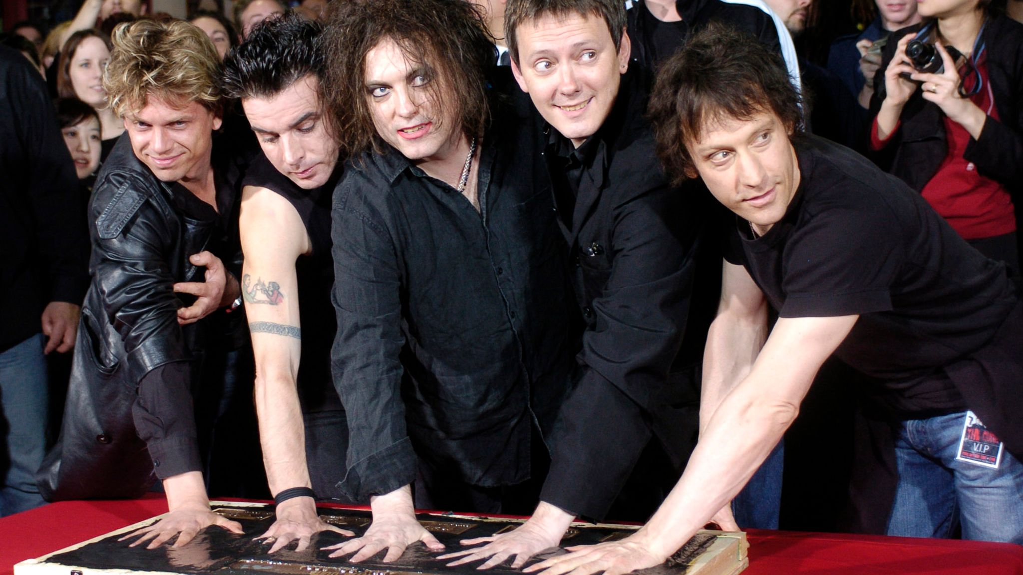 The Cure: Keyboardist Roger O'Donnell diagnosed with 'rare and ...