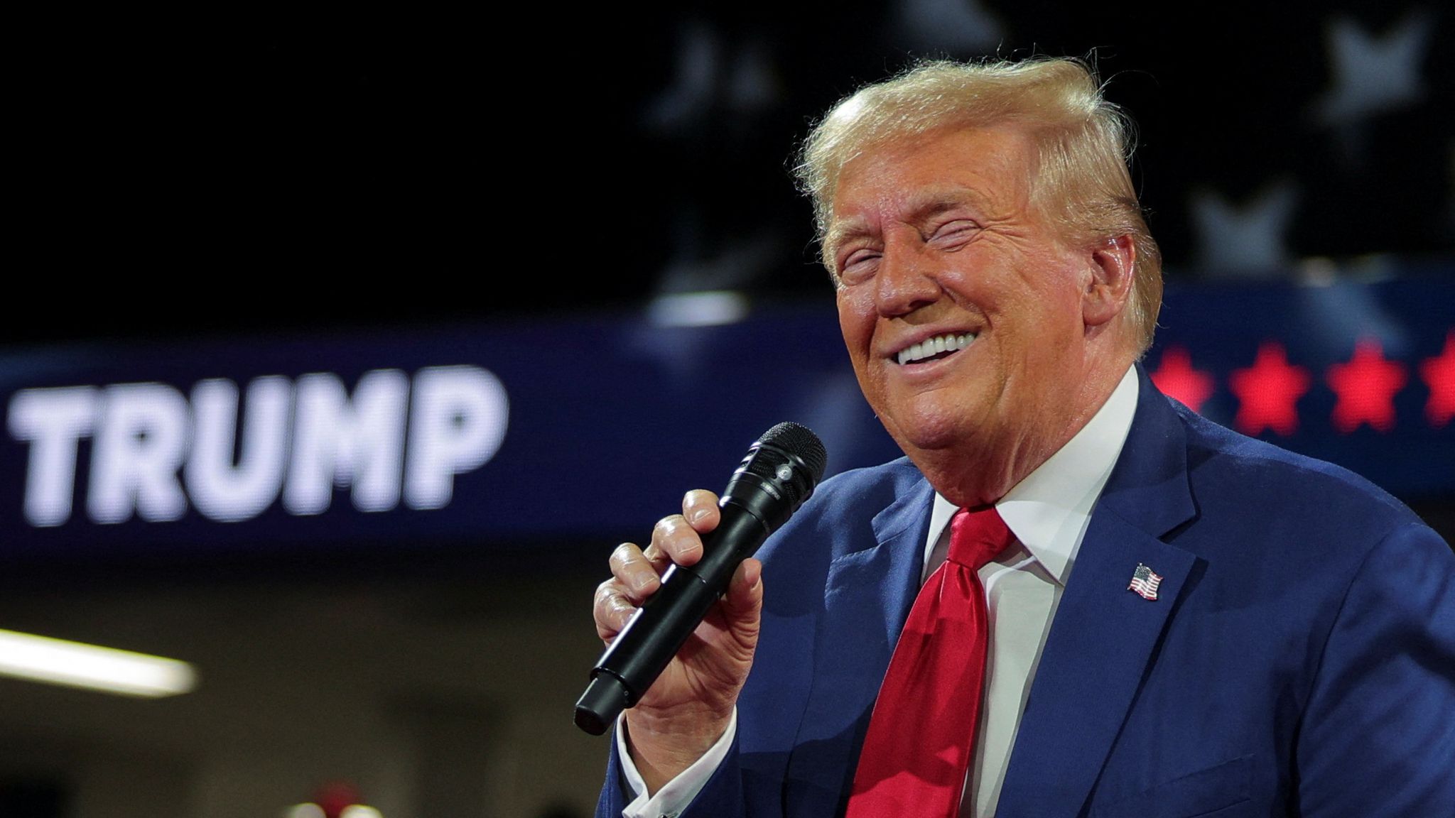 US election: Being president 'more dangerous than riding bull', Trump ...