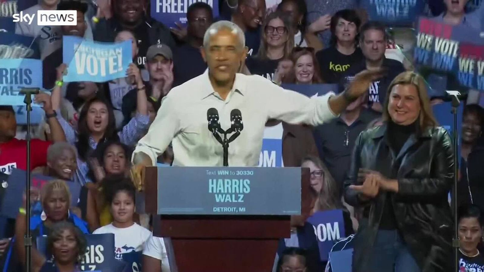 Obama raps Eminem at Detroit rally | US News | Sky News