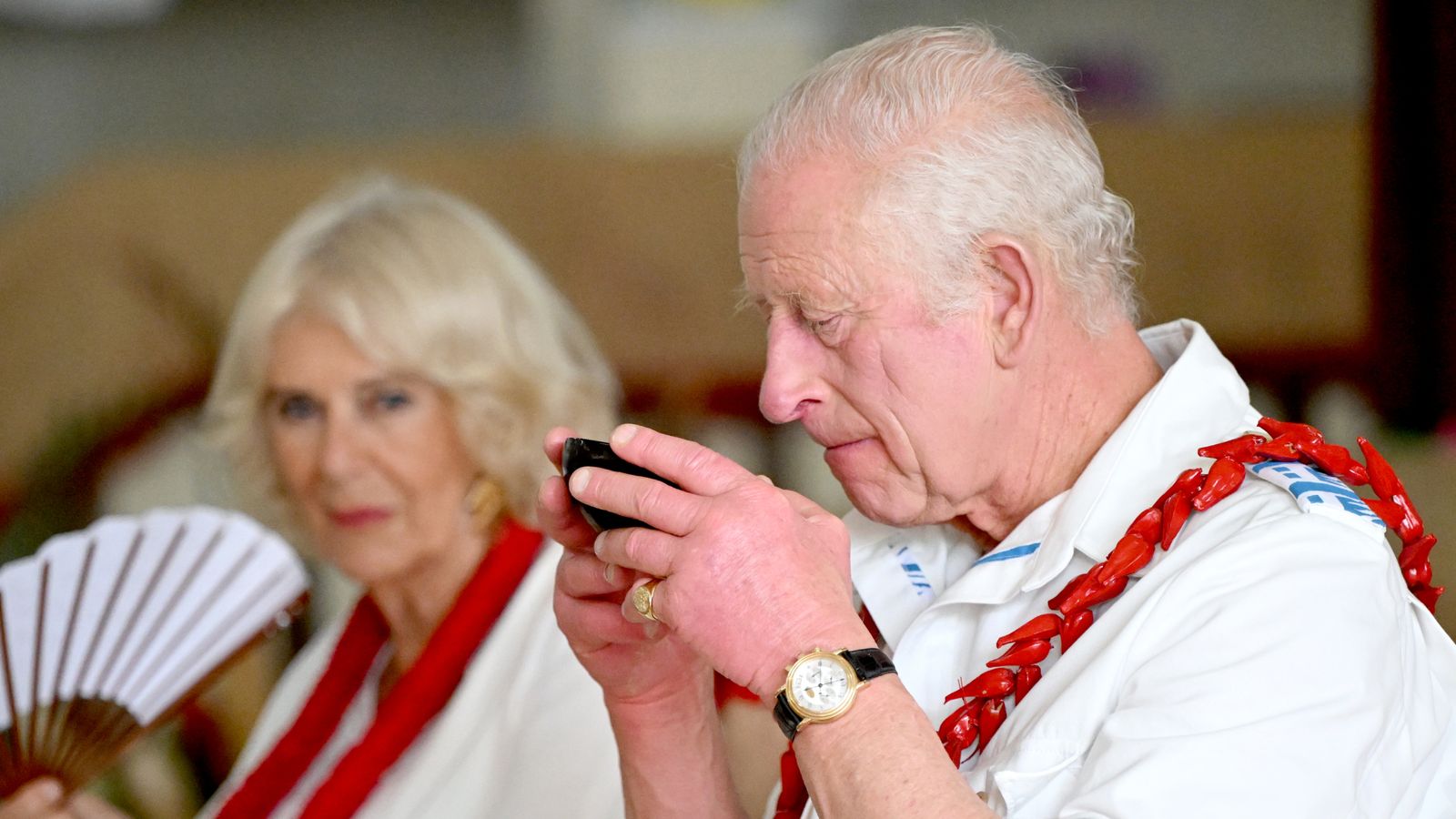 King Charles drinks from traditional cup during Samoan ceremony | News ...