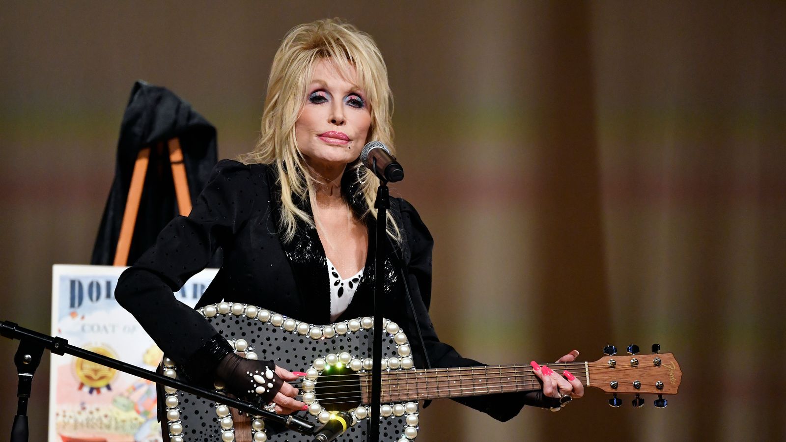 Hurricane Helene: Dolly Parton makes $2 million storm and flood relief ...