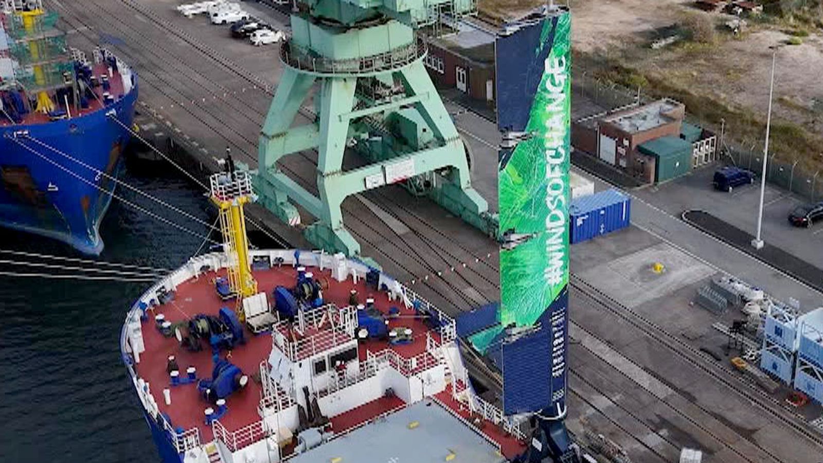 FastRig: First UK trial begins of sail designed to cut ships' carbon ...