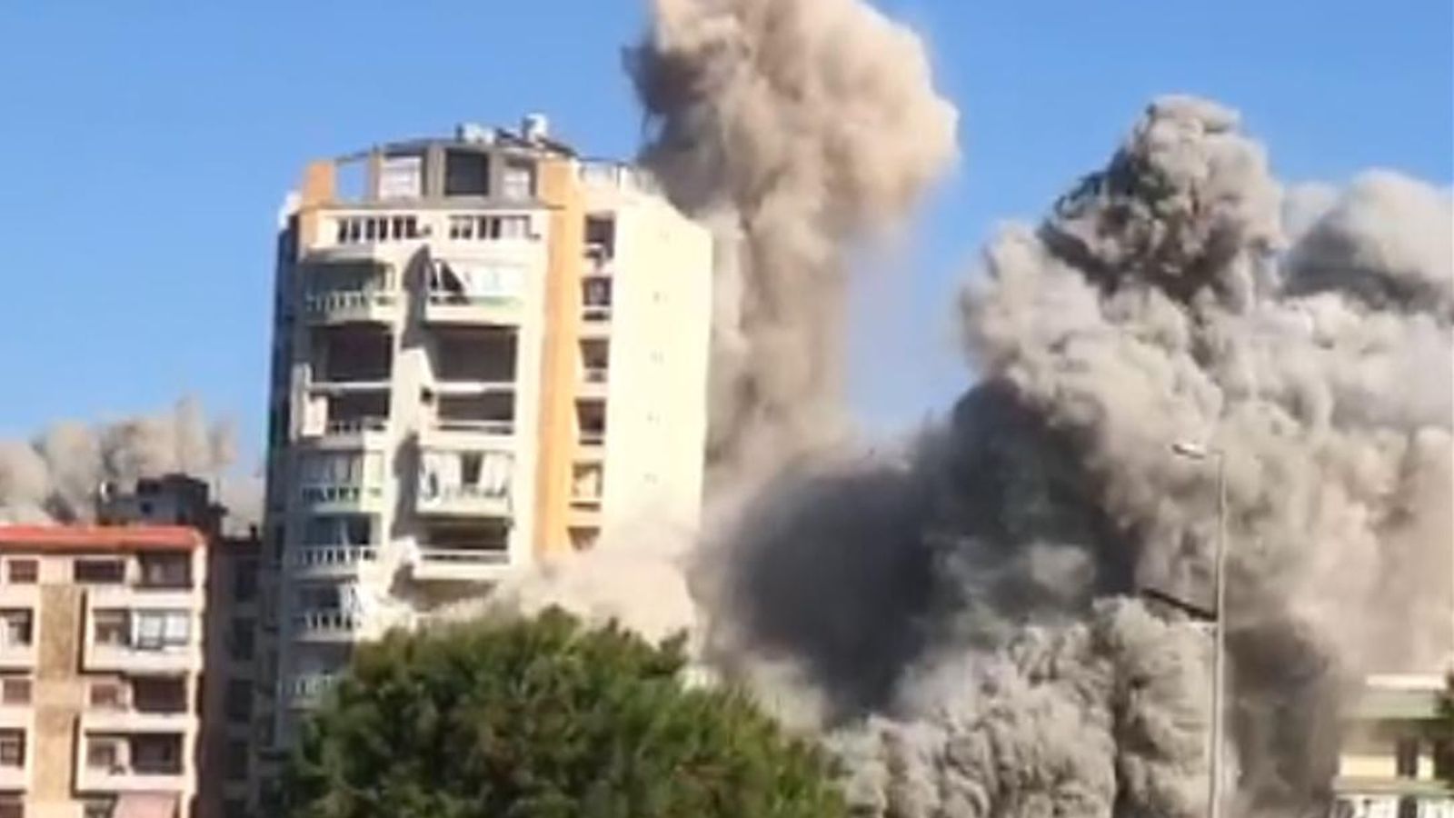Moment Israeli missiles strike building in southern Beirut suburb of ...