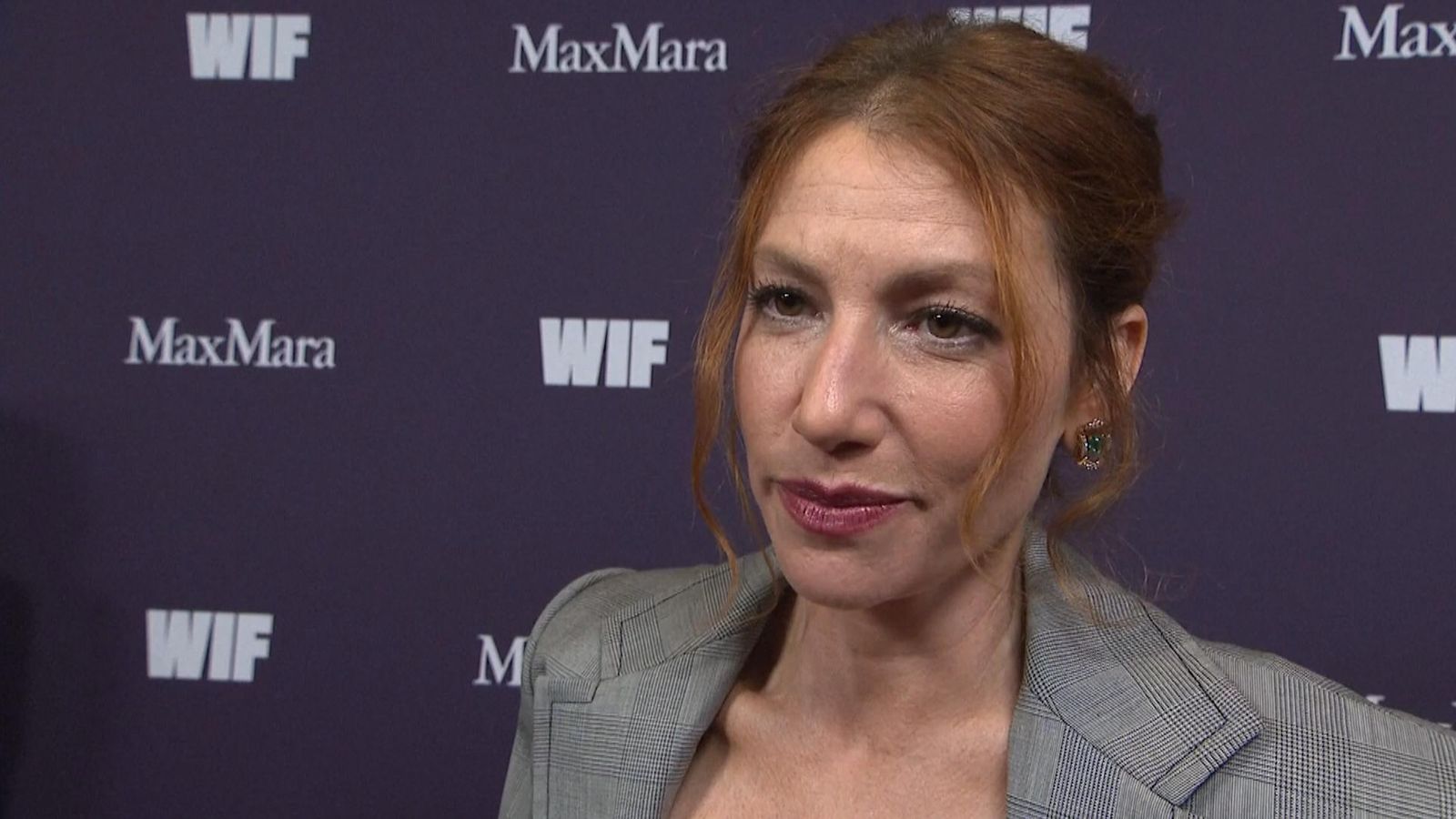 'Monsters' actor Ari Graynor reacts to Menendez brothers resentencing ...