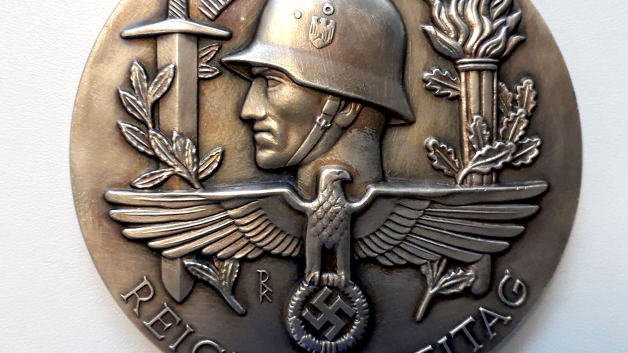 Nazi-obsessed Callum Parslow guilty of attempted murder after stabbing ...