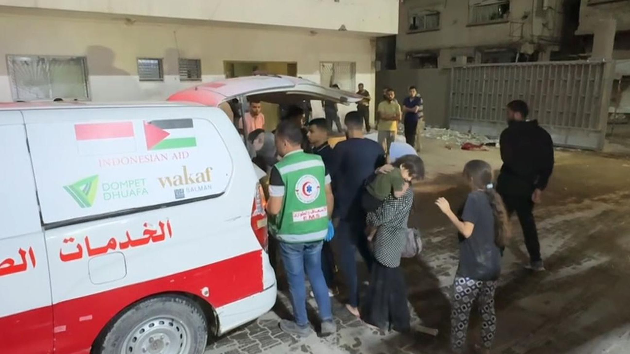 Middle East conflict: Beirut building destroyed after Israel warns ...