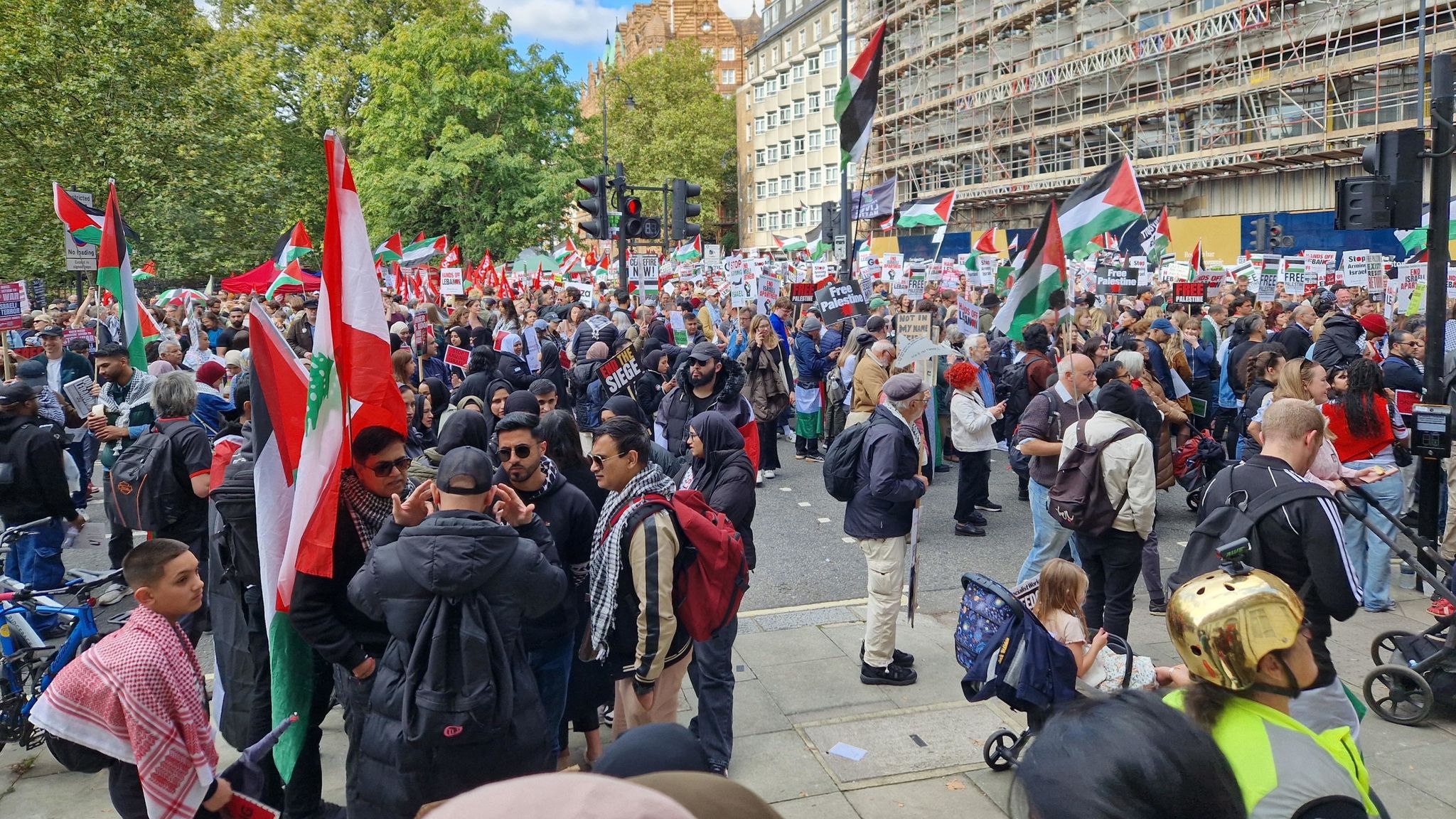 Met Police arrest 17 protesters during demonstrations over Middle East ...
