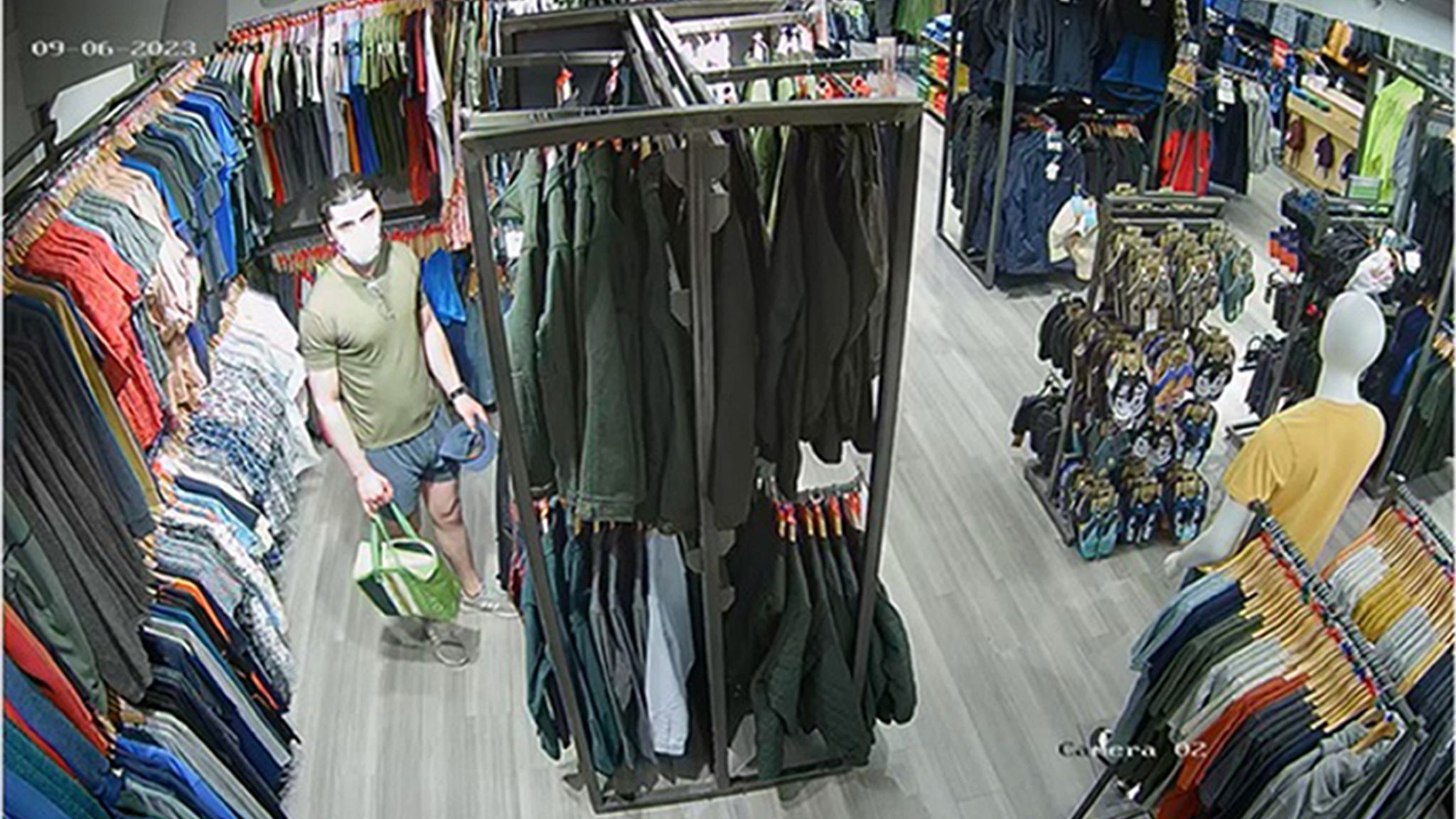 Soldier Daniel Khalife accused of prison escape had earlier been on the ...