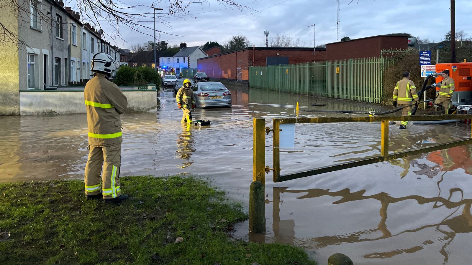 Storm Bert: Major incident declared as homes and cars flooded in South ...