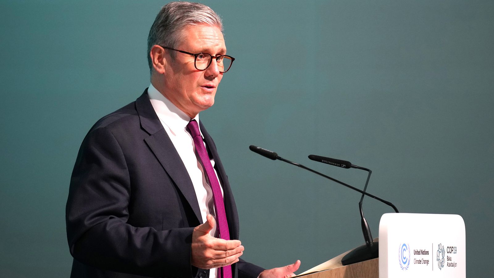 Prime minister pledges to cut UK emissions by 81% announce by 2035 ...