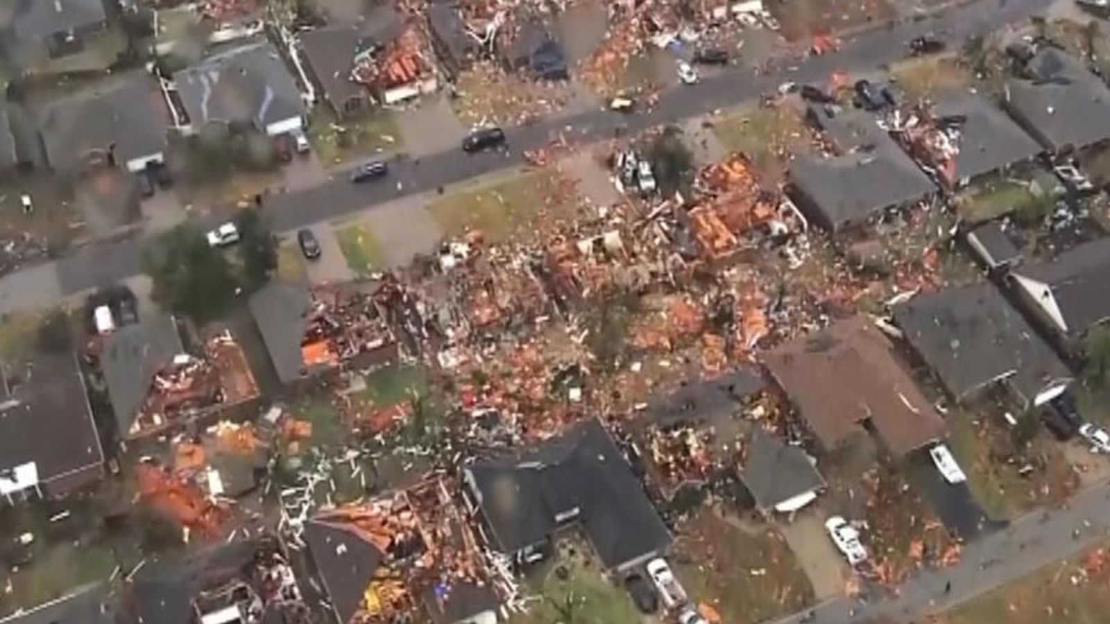 Oklahoma hit by severe storm and reported tornadoes | US News | Sky News Oklahoma hit by severe storm and reported tornadoes | US News | Sky News