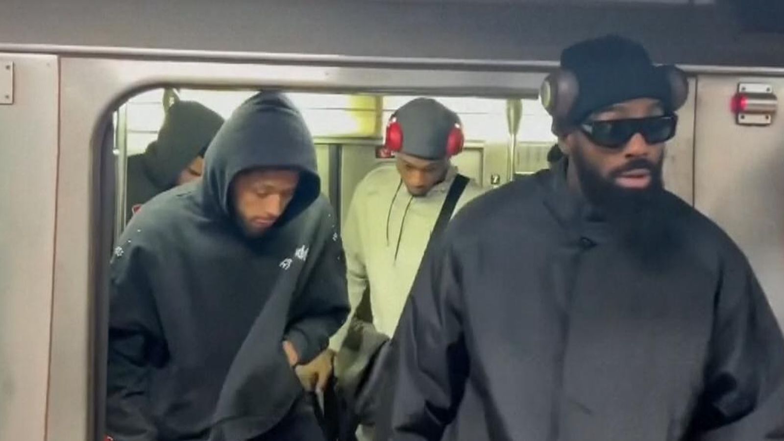 NBA players forced to take the subway to NYC game | US News | Sky News