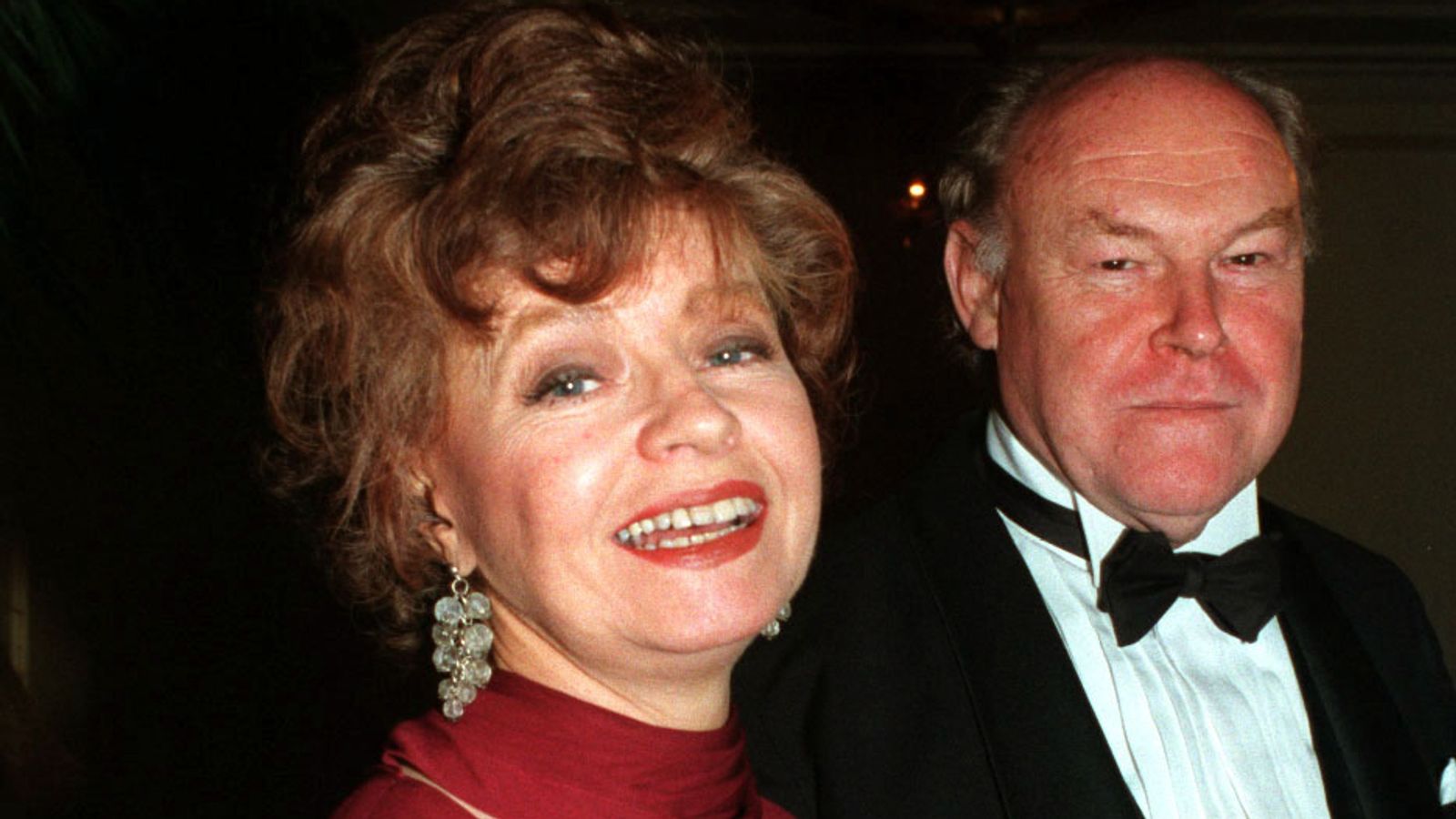 Actor Timothy West has died, aged 90 | UK News | Sky News