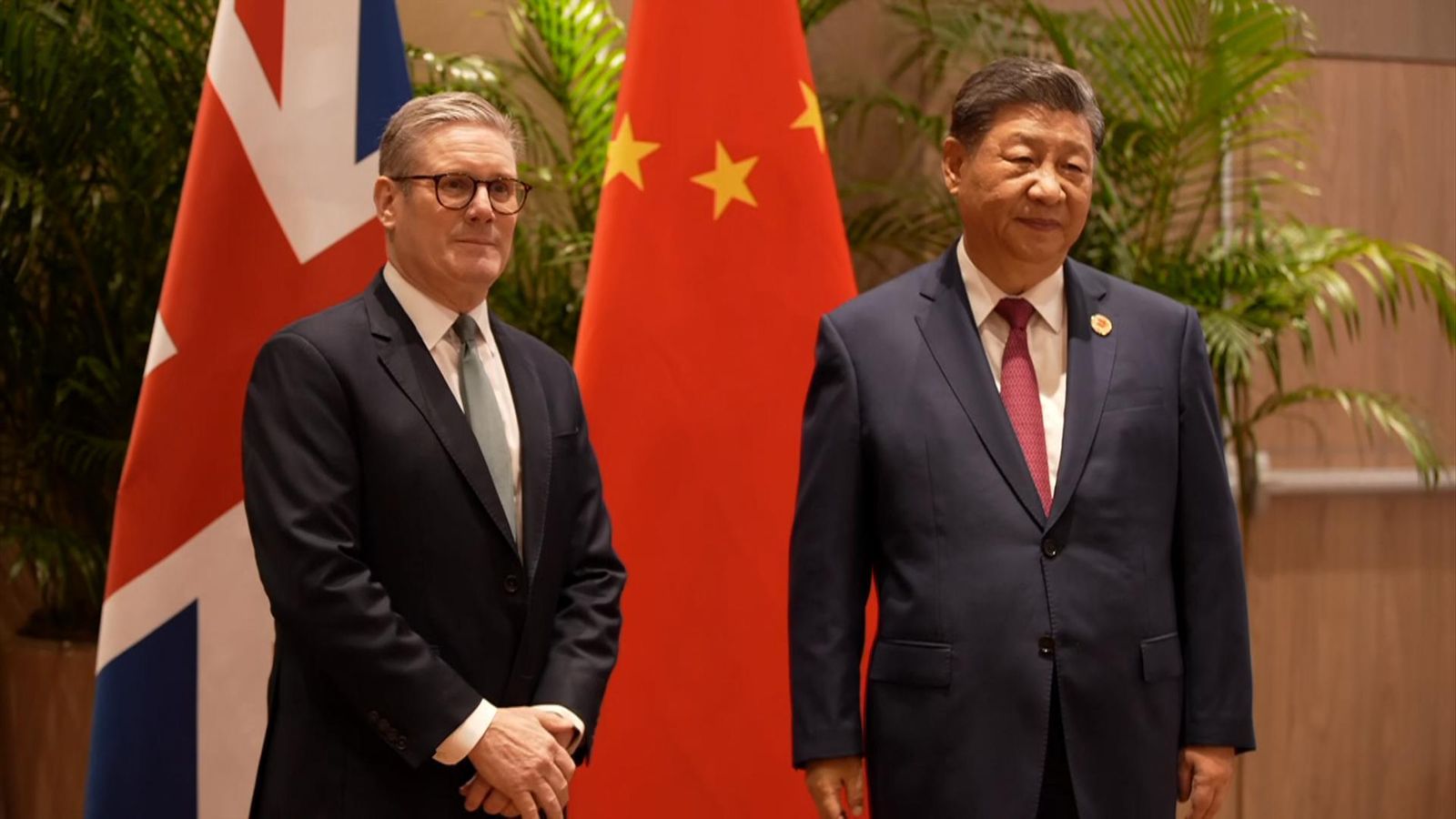 Keir Starmer meets China's President Xi Jinping at G20 summit in Brazil | World News | Sky News