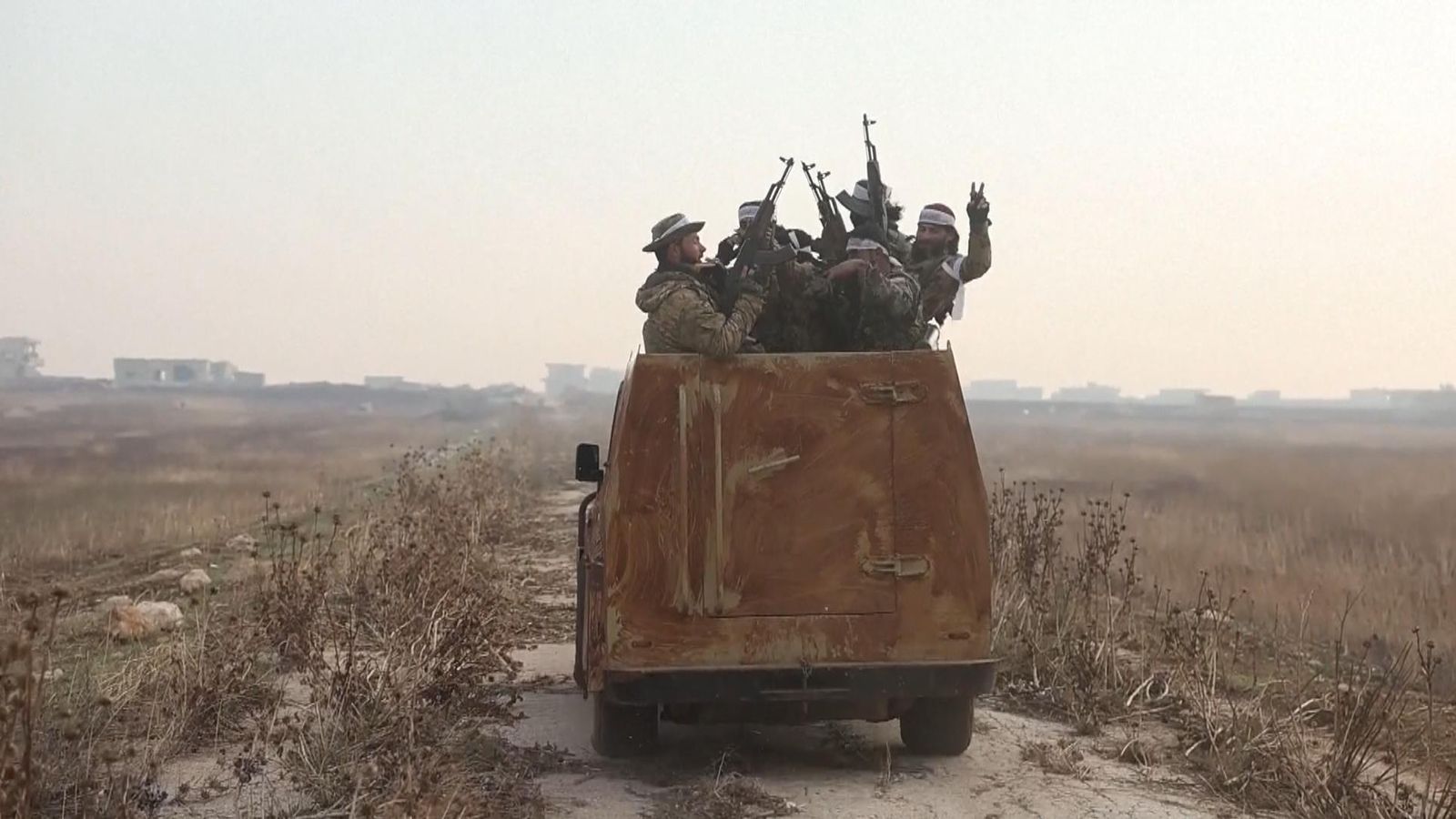 Syria: Rebel groups continue advance on Aleppo | World News | Sky News