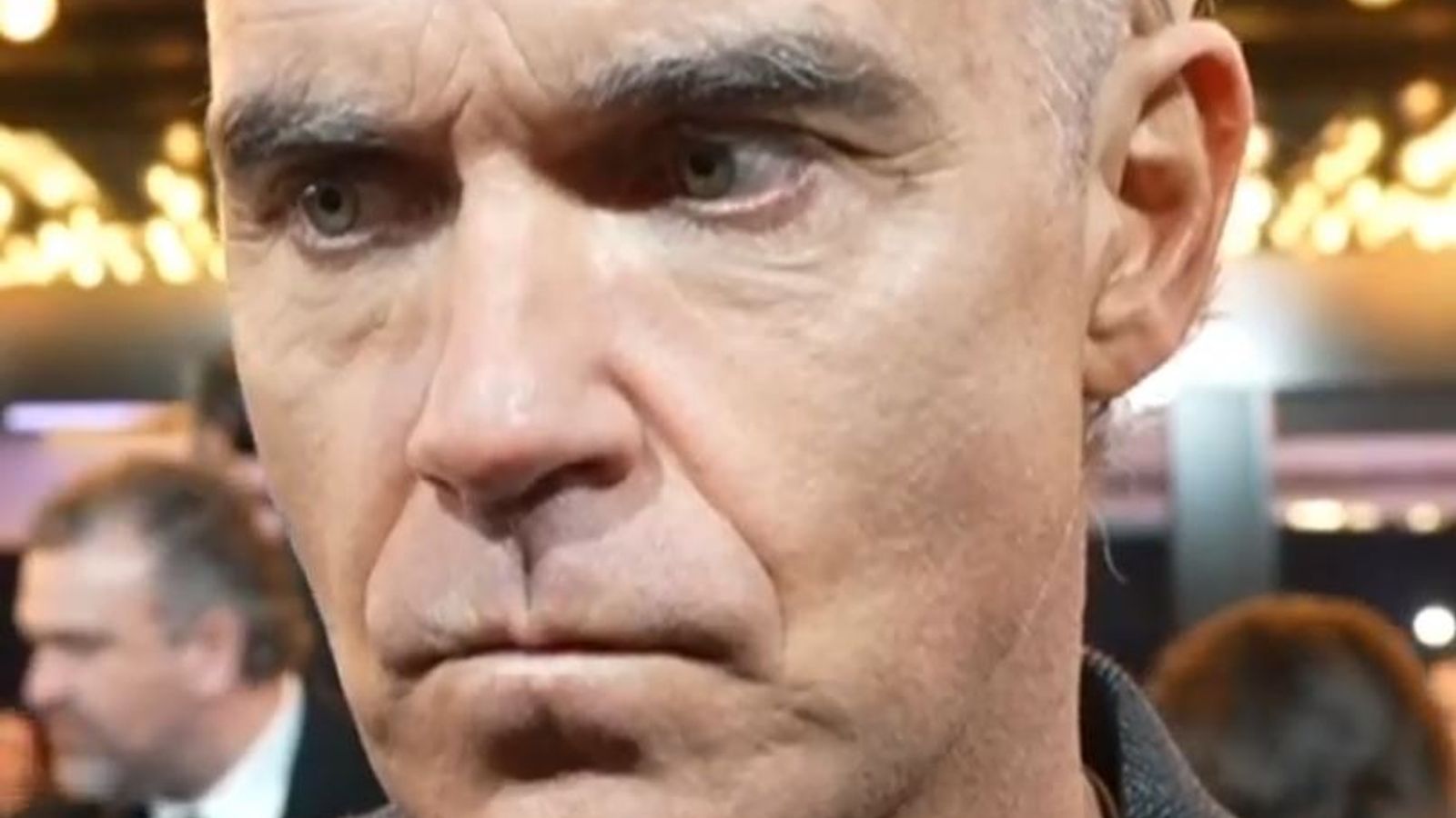 Robbie Williams discusses 90s superstardom at Better Man premiere ...