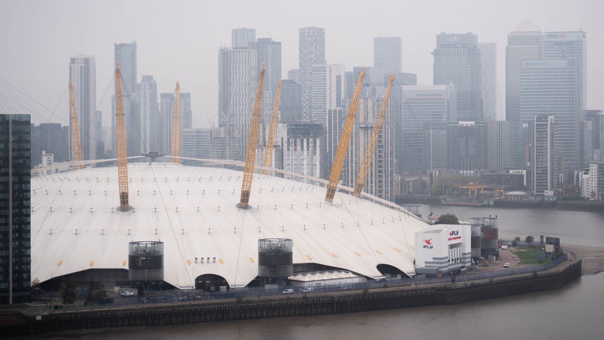 UK weather: 'Anticyclonic gloom' blamed as no sunshine recorded so far ...