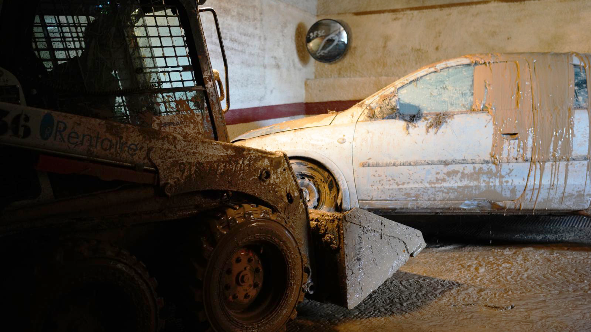 Spain floods: Gruelling cleanup in town still haunted by the ghosts of ...