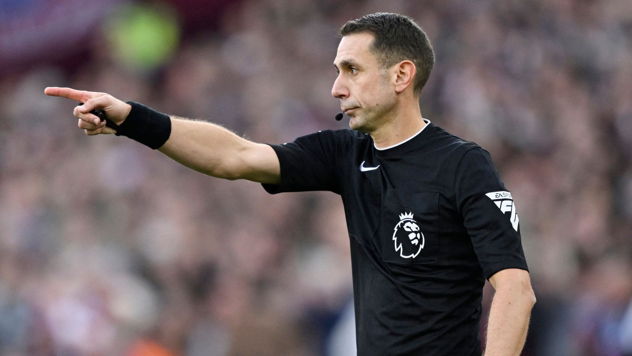 Premier League referee David Coote sacked after investigation into his conduct | UK News | Sky News