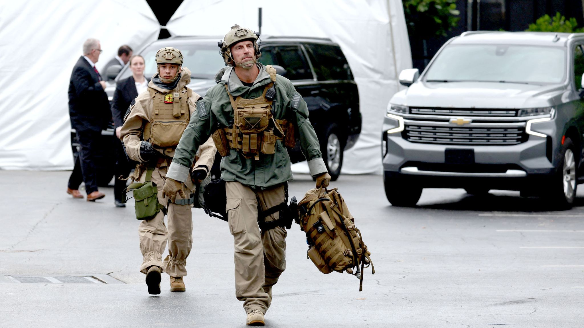 US election: Snipers on roofs and officials in bulletproof vests as ...