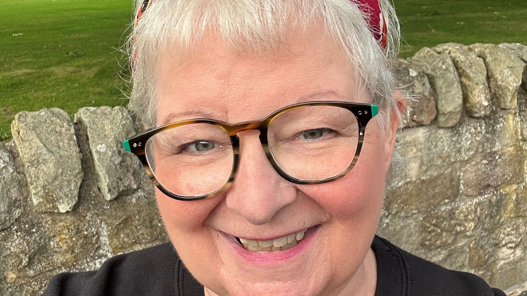 Scottish comedian Janey Godley dies aged 63 | Ents & Arts News | Sky News