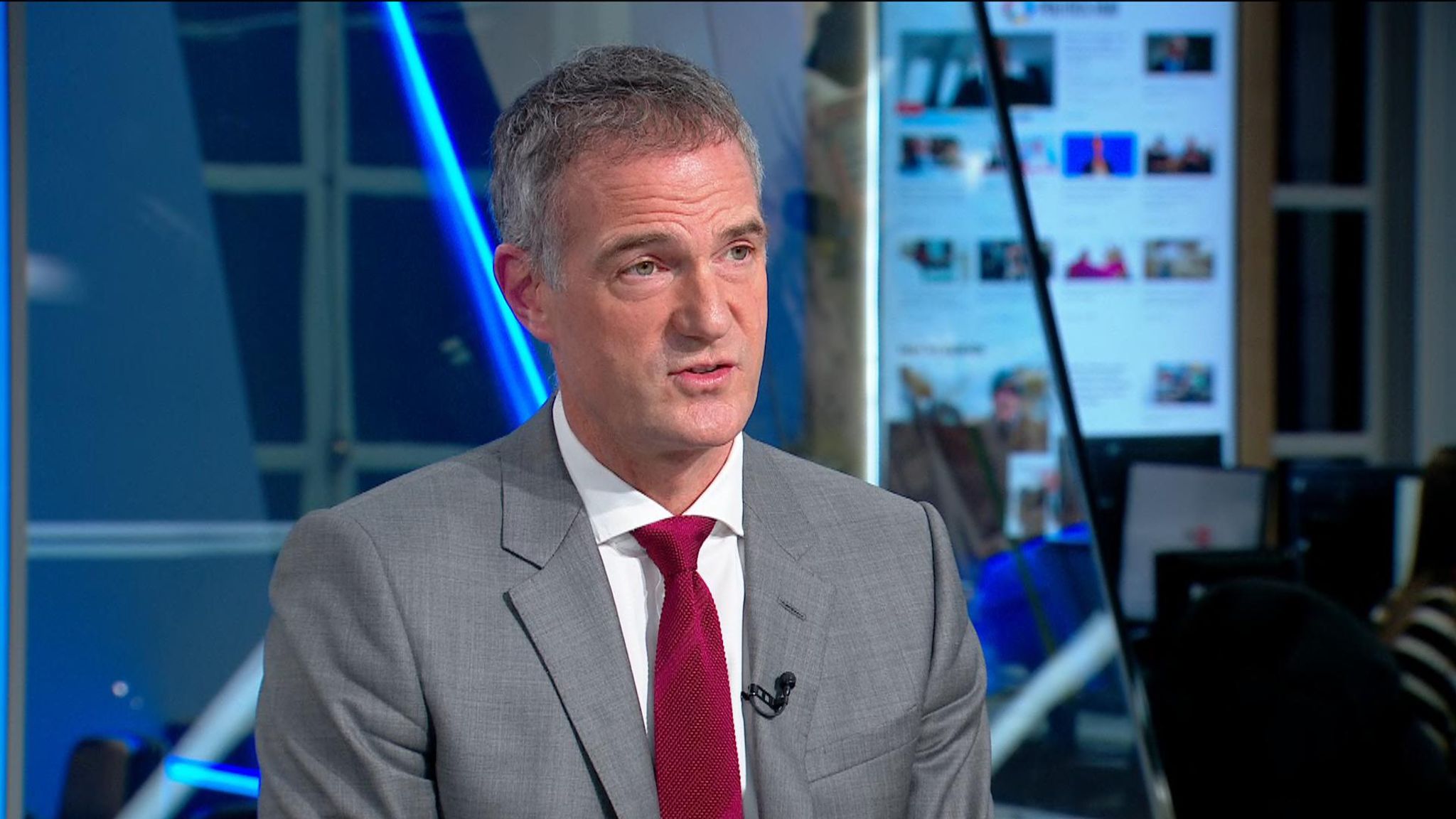 Everything 'on the table' in debate over restricting children's social media use, says science ...