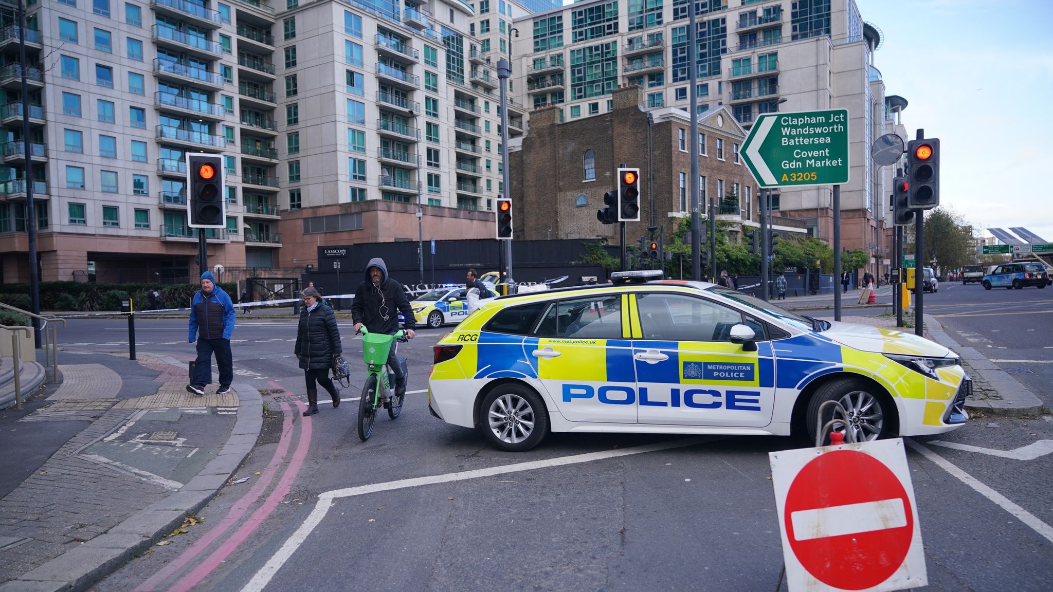 Man charged with bomb hoax after incident outside US embassy | UK News ...