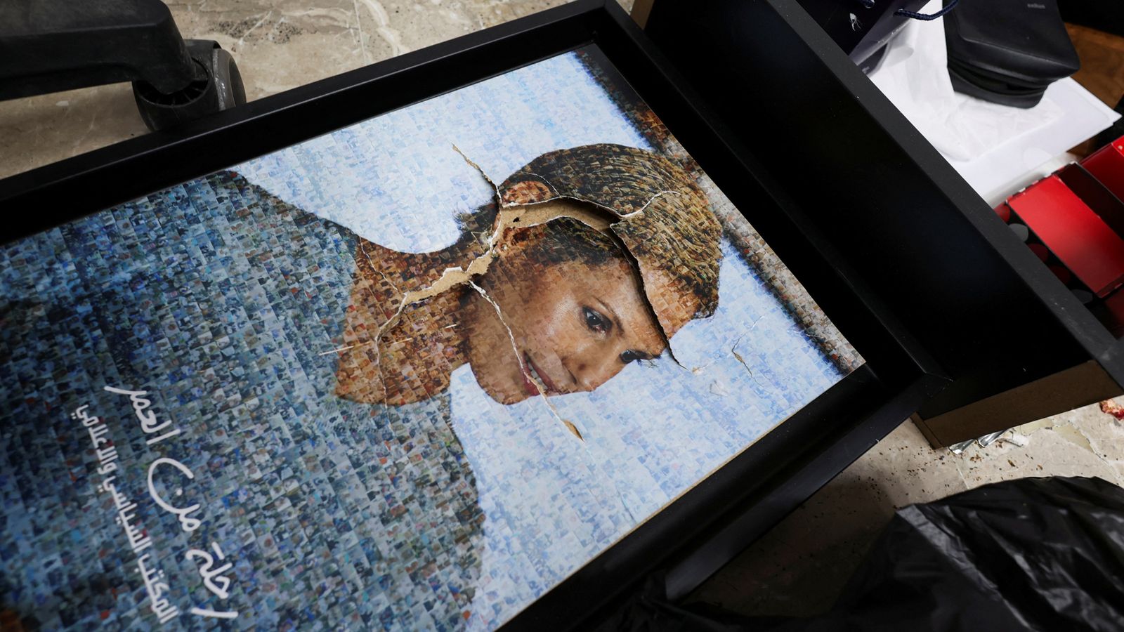 Assad kept signed picture of Queen Elizabeth II among keepsakes in ...