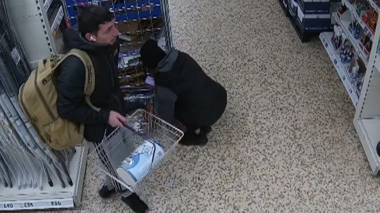 Police jail three shoplifters who were in gang as part of shoplifting crackdown | News UK Video ...