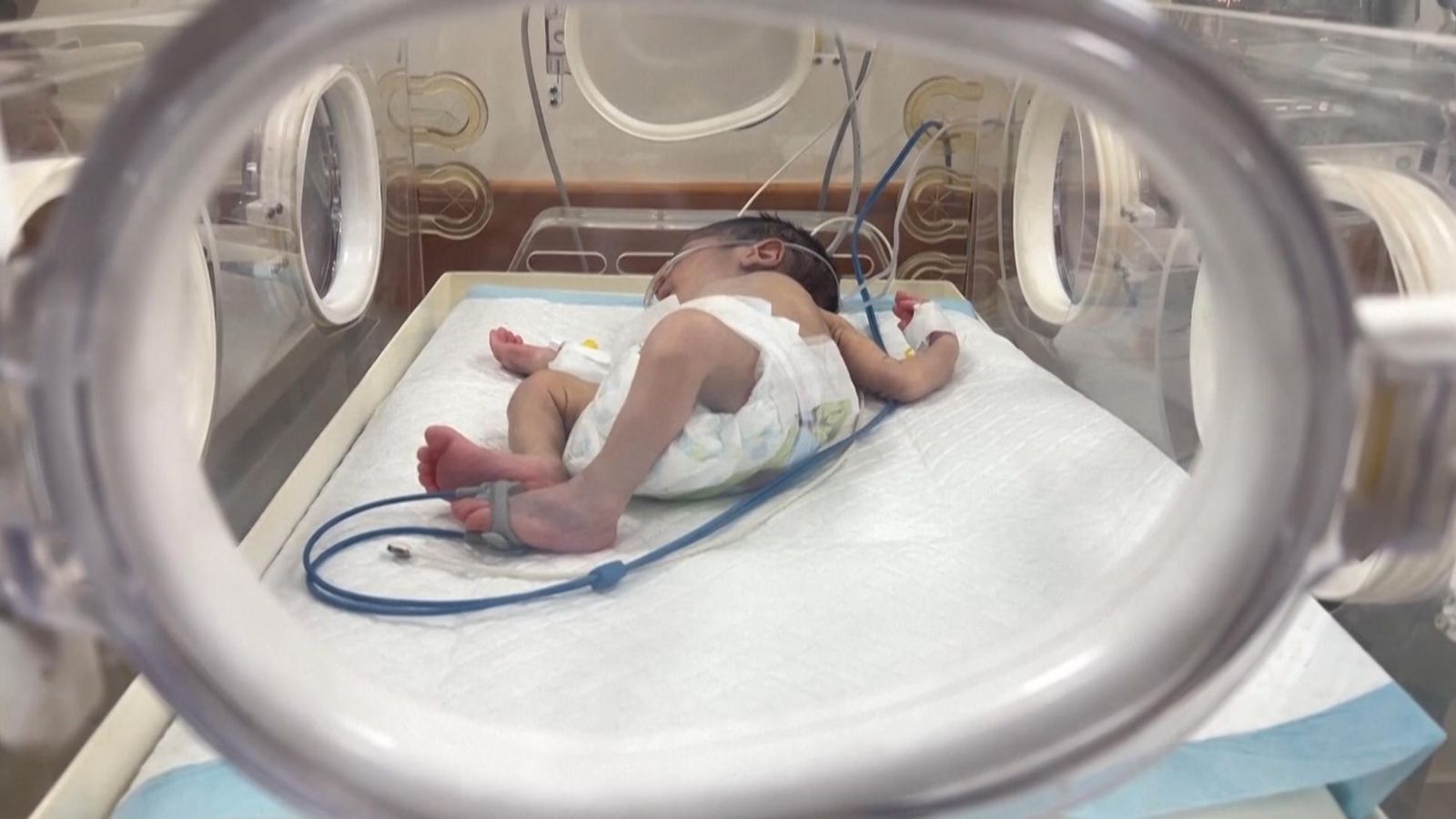 Israel-Hamas war: Father mourns newborn baby's death from hypothermia ...