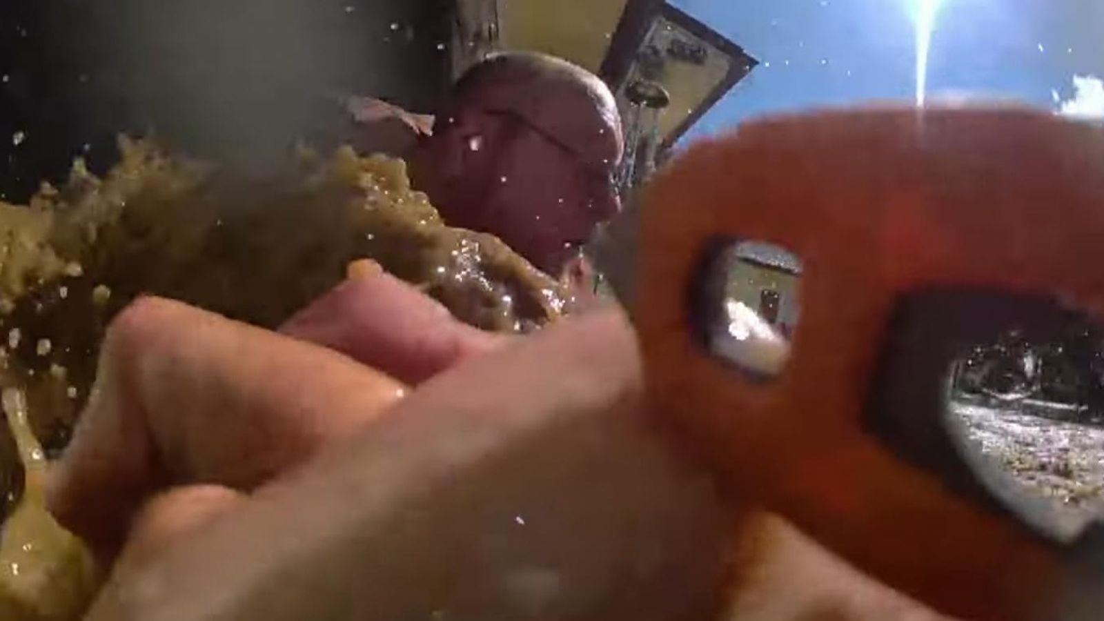 Tennessee officers recall moment of dramatic rescue during Hurricane ...