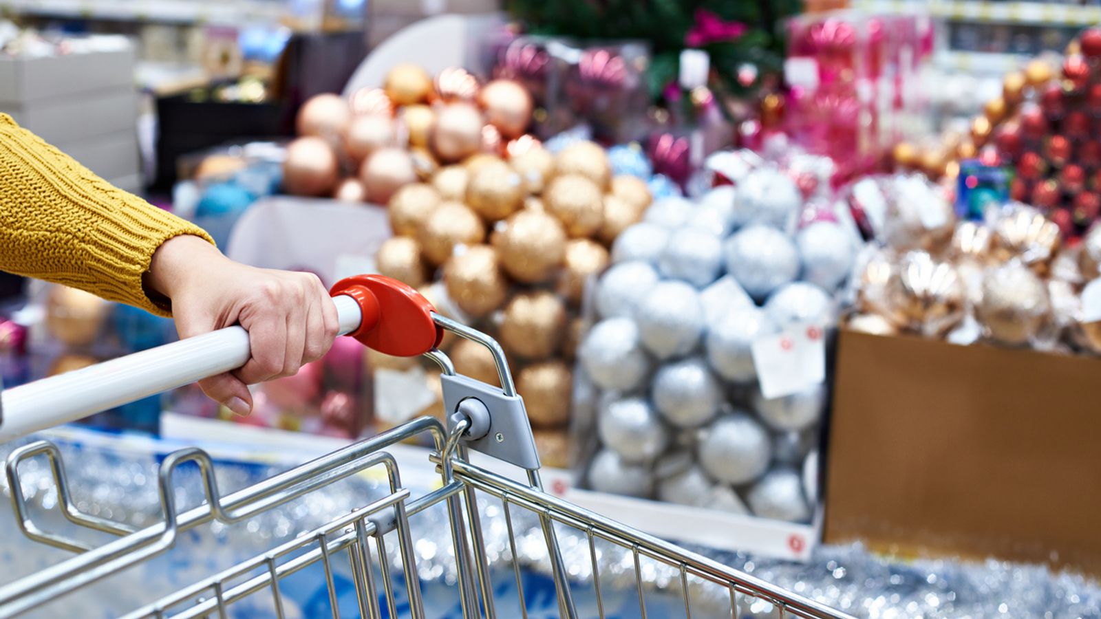Shoppers keeping gift spend lower this Christmas as inflation rises ...