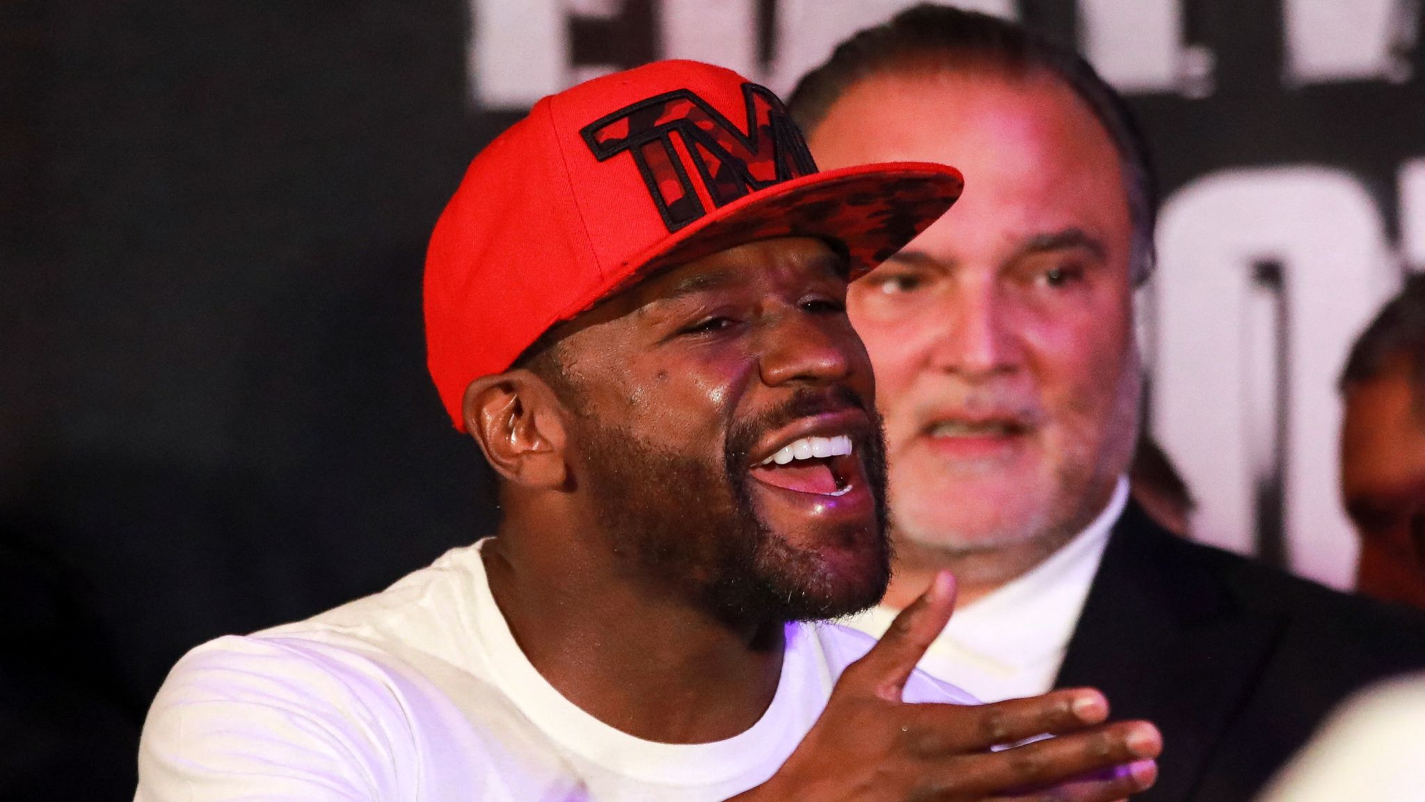 Floyd Mayweather denies being punched during tussle with angry crowd in ...