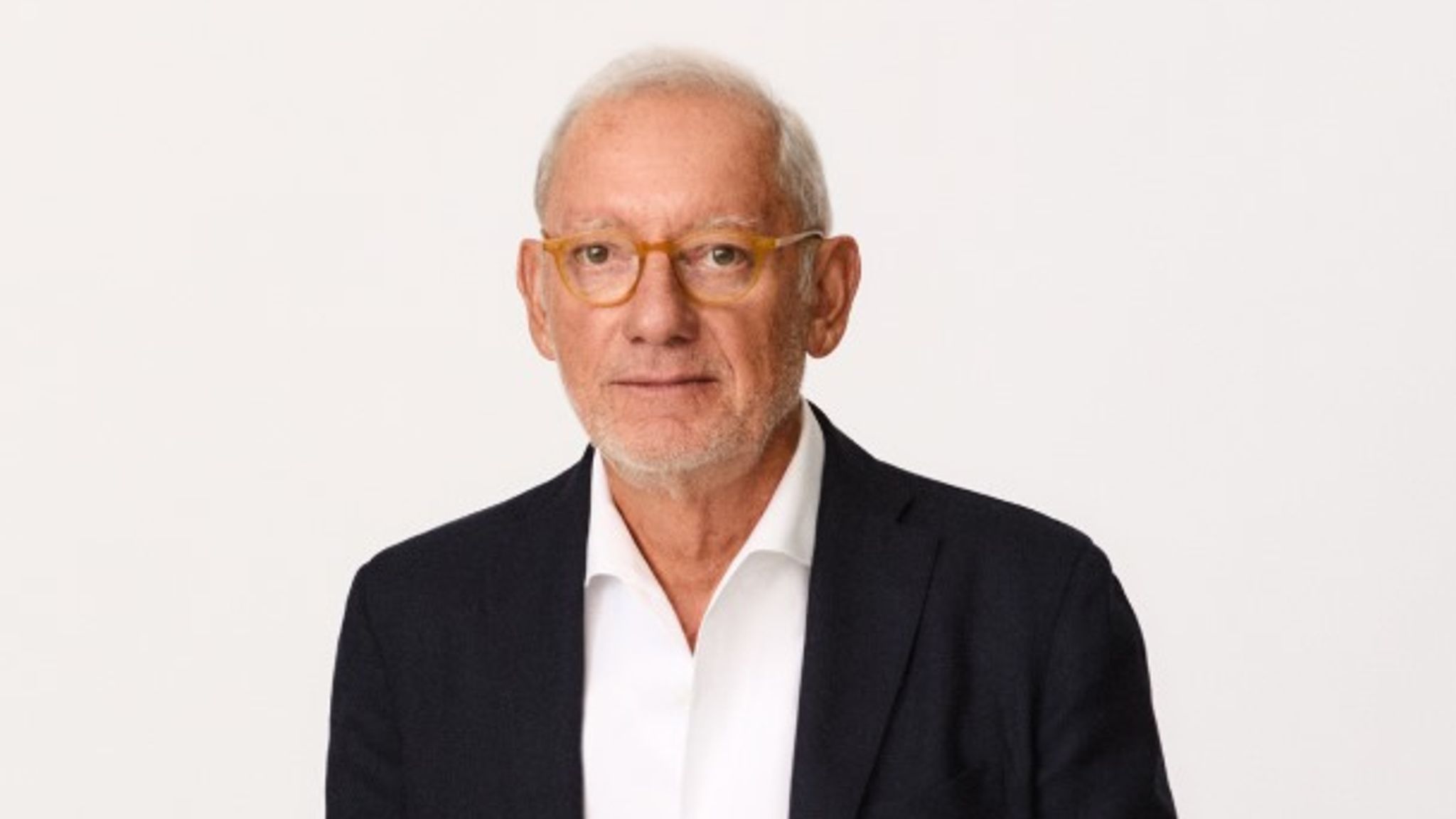 Billionaire founder of fashion chain Mango Isak Andic dies in accident ...