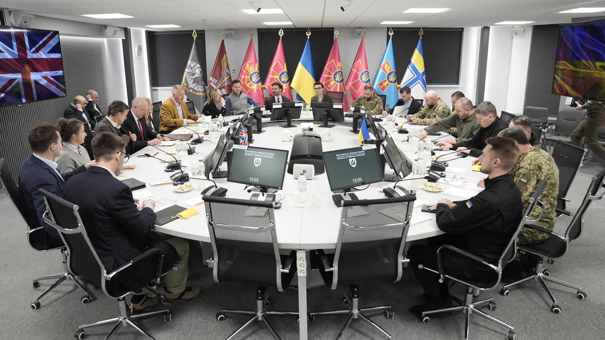 British troops could be deployed to Ukraine to train soldiers in ...