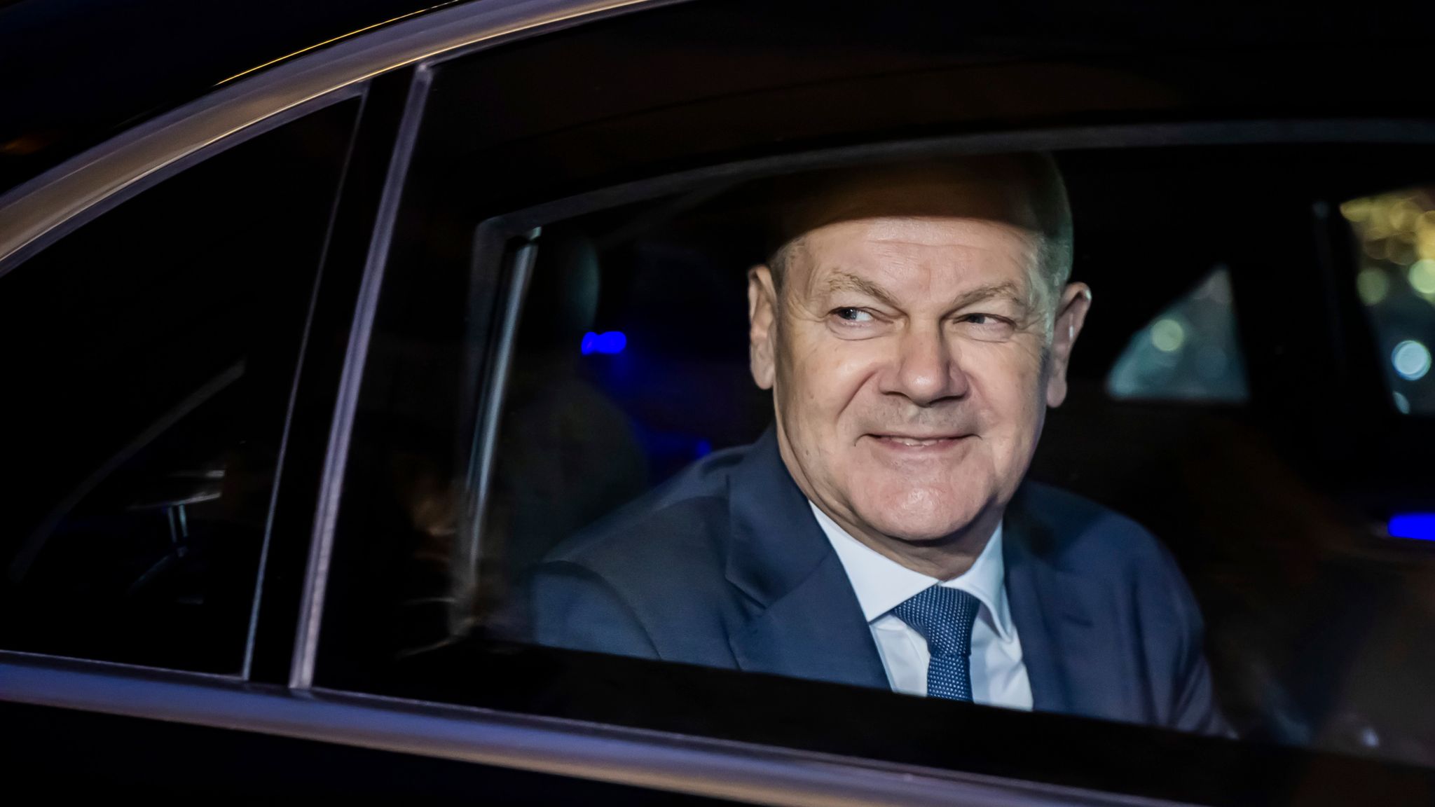 German Chancellor Olaf Scholz loses confidence vote, paving the way for early election | World ...